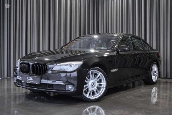 Melns BMW 740 2011 Marijampole, ar dzinēja tilpumu 2.99 L un nobraukumu 219 tūkst. km par 13950 €, foto 5 vietnē AUTOMOTO.COM.LV