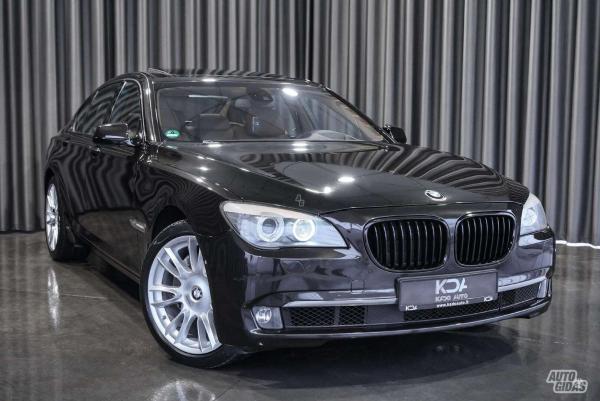 Melns BMW 740 2011 Marijampole, ar dzinēja tilpumu 3.00 L un nobraukumu 219 tūkst. km par 13950 €, foto 2 vietnē AUTOMOTO.COM.LV