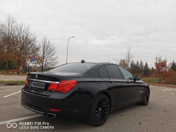 Black BMW 740 2011 in Vilnius, with an engine capacity of 3.00 L and mileage of 418 thousand km for 11000 €, photo 4 on AUTOMOTO.COM.LV
