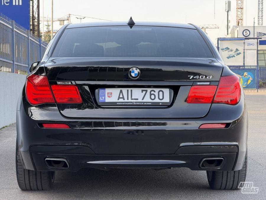 Melns BMW 740 2011 Viļņa, ar dzinēja tilpumu 3.00 L un nobraukumu 260 tūkst. km par 15000 €, foto 4 vietnē AUTOMOTO.COM.LV