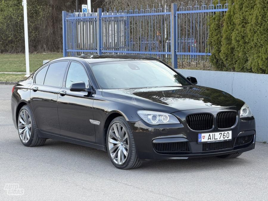 Melns BMW 740 2011 Viļņa, ar dzinēja tilpumu 3.00 L un nobraukumu 260 tūkst. km par 15000 €, foto 9 vietnē AUTOMOTO.COM.LV