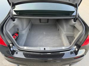 Melns BMW 740 2011 Viļņa, ar dzinēja tilpumu 3.00 L un nobraukumu 260 tūkst. km par 15000 €, foto 12 vietnē AUTOMOTO.COM.LV