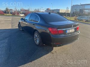 Melns BMW 740 2011 Rīga, ar dzinēja tilpumu 3.00 L un nobraukumu 169 tūkst. km par 15990 €, foto 5 vietnē AUTOMOTO.COM.LV
