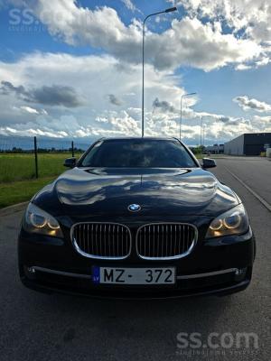 Melns BMW 740 2011 Rīga, ar dzinēja tilpumu 3.00 L un nobraukumu 125 tūkst. km par 16900 €, foto  vietnē AUTOMOTO.COM.LV