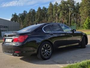 Черный БМВ 740 2011 в Рига, объемом двигателя 3.00 л и пробегом 130 тыс. км за 15900 €, фото 6 на AUTOMOTO.COM.LV