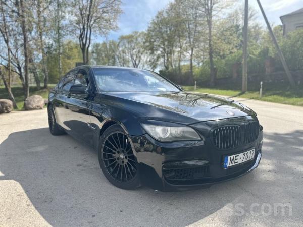 Melns BMW 740 2011 Rēzekne, ar dzinēja tilpumu 3.00 L un nobraukumu 360 tūkst. km par 11000 €, foto 1 vietnē AUTOMOTO.COM.LV