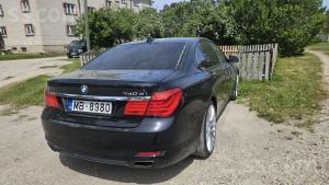 Black BMW 740 2011 in Talsi, with an engine capacity of 3.00 L and mileage of 256 thousand km for 4990 €, photo  on AUTOMOTO.COM.LV