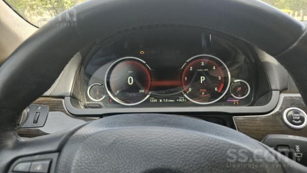 Black BMW 740 2011 in Talsi, with an engine capacity of 3.00 L and mileage of 256 thousand km for 4990 €, photo 7 on AUTOMOTO.COM.LV