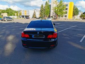 Melns BMW 740 2011 Viļņa, ar dzinēja tilpumu 3.00 L un nobraukumu 426 tūkst. km par 9900 €, foto 8 vietnē AUTOMOTO.COM.LV