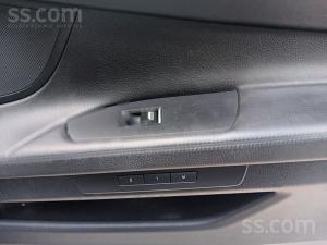 Melns BMW 740 2011 Ogre, ar dzinēja tilpumu 3.00 L un nobraukumu 262 tūkst. km par 12000 €, foto 21 vietnē AUTOMOTO.COM.LV