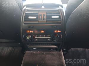 Melns BMW 740 2011 Ogre, ar dzinēja tilpumu 3.00 L un nobraukumu 262 tūkst. km par 12000 €, foto 23 vietnē AUTOMOTO.COM.LV