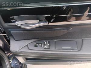 Melns BMW 740 2011 Ogre, ar dzinēja tilpumu 3.00 L un nobraukumu 262 tūkst. km par 12000 €, foto 24 vietnē AUTOMOTO.COM.LV