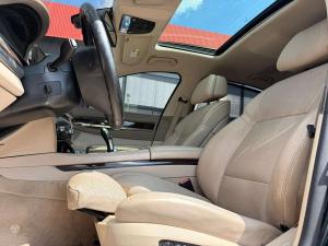Melns BMW 740 2011 Prienai, ar dzinēja tilpumu 3.00 L un nobraukumu 274 tūkst. km par 5750 €, foto 11 vietnē AUTOMOTO.COM.LV