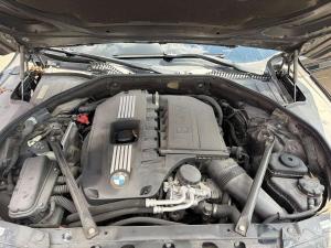 Melns BMW 740 2011 Prienai, ar dzinēja tilpumu 3.00 L un nobraukumu 274 tūkst. km par 5750 €, foto 14 vietnē AUTOMOTO.COM.LV