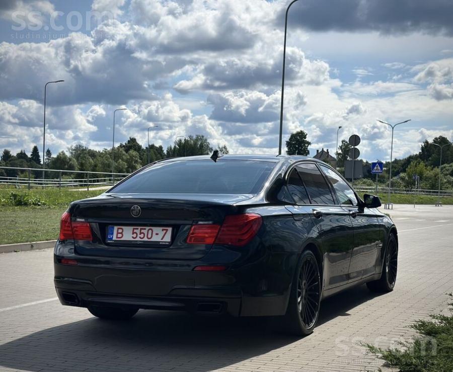 Melns BMW 740 2011 Rēzekne, ar dzinēja tilpumu 3.00 L un nobraukumu 361 tūkst. km par 9990 €, foto 7 vietnē AUTOMOTO.COM.LV