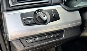 Black BMW 740 2011 in Rezekne, with an engine capacity of 3.00 L and mileage of 361 thousand km for 9990 €, photo 17 on AUTOMOTO.COM.LV