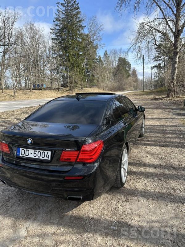 Черный БМВ 740 2011 в Талси, объемом двигателя 3.00 л и пробегом 268 тыс. км за 14000 €, фото 3 на AUTOMOTO.COM.LV