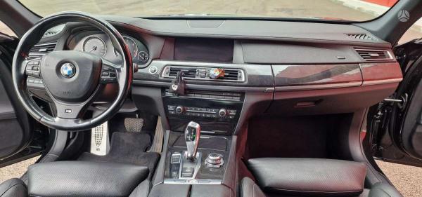 Melns BMW 740 2011 Telšiai, ar dzinēja tilpumu 2.99 L un nobraukumu 226 tūkst. km par 10490 €, foto 7 vietnē AUTOMOTO.COM.LV