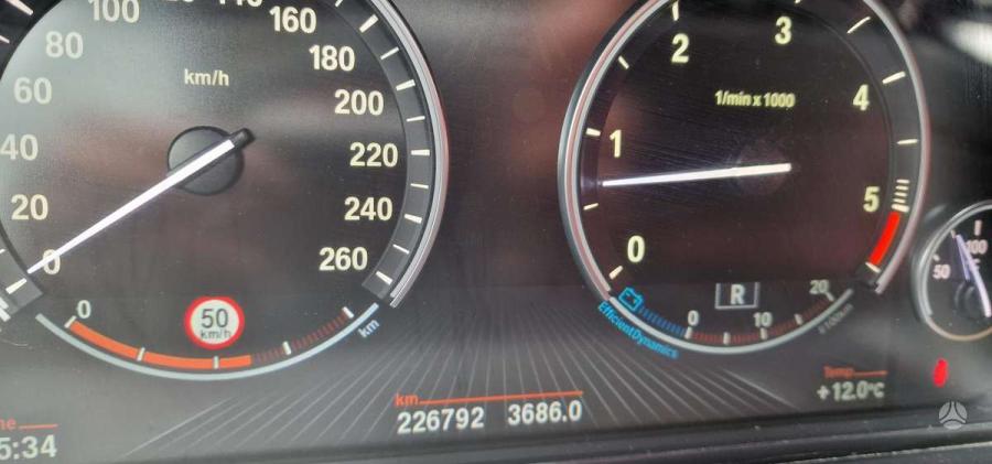 Melns BMW 740 2011 Telšiai, ar dzinēja tilpumu 2.99 L un nobraukumu 226 tūkst. km par 10490 €, foto 12 vietnē AUTOMOTO.COM.LV