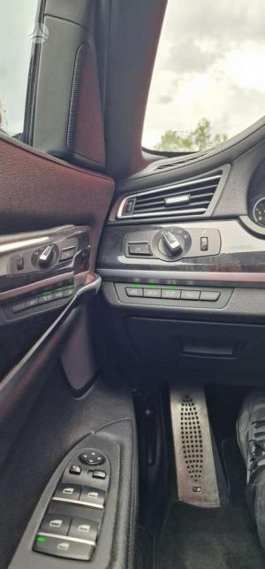 Melns BMW 740 2011 Telšiai, ar dzinēja tilpumu 2.99 L un nobraukumu 226 tūkst. km par 10490 €, foto 14 vietnē AUTOMOTO.COM.LV