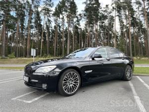 Черный БМВ 740 2011 в Елгава, объемом двигателя 3.00 л и пробегом 460 тыс. км за 7800 €, фото 3 на AUTOMOTO.COM.LV