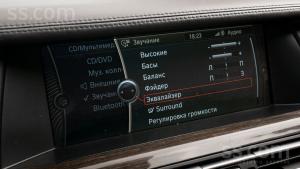 Black BMW 740 2011 in Daugavpils, with an engine capacity of 3.00 L and mileage of 250 thousand km for 12200 €, photo 12 on AUTOMOTO.COM.LV