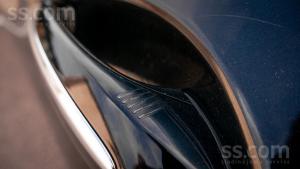 Black BMW 740 2011 in Daugavpils, with an engine capacity of 3.00 L and mileage of 250 thousand km for 12200 €, photo 26 on AUTOMOTO.COM.LV