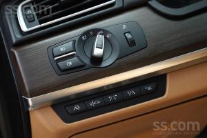 Black BMW 740 2011 in Tukums, with an engine capacity of 3.00 L and mileage of 0 thousand km for 7500 €, photo 7 on AUTOMOTO.COM.LV