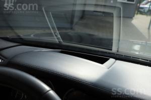Black BMW 740 2011 in Tukums, with an engine capacity of 3.00 L and mileage of 0 thousand km for 7500 €, photo 10 on AUTOMOTO.COM.LV