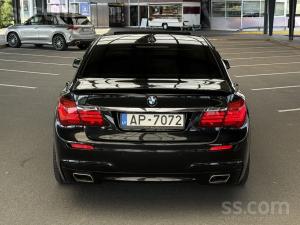 Melns BMW 740 2011 Rīga, ar dzinēja tilpumu 3.00 L un nobraukumu 281 tūkst. km par 14000 €, foto 7 vietnē AUTOMOTO.COM.LV