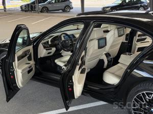 Melns BMW 740 2011 Rīga, ar dzinēja tilpumu 3.00 L un nobraukumu 281 tūkst. km par 14000 €, foto 10 vietnē AUTOMOTO.COM.LV