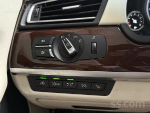Melns BMW 740 2011 Rīga, ar dzinēja tilpumu 3.00 L un nobraukumu 281 tūkst. km par 14000 €, foto 15 vietnē AUTOMOTO.COM.LV
