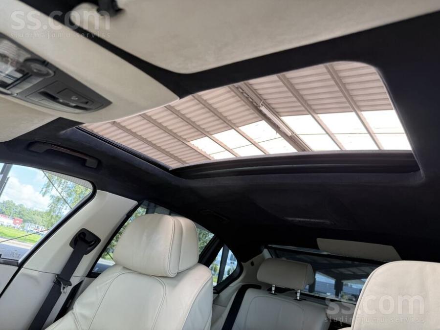 Melns BMW 740 2011 Rīga, ar dzinēja tilpumu 3.00 L un nobraukumu 281 tūkst. km par 14000 €, foto 18 vietnē AUTOMOTO.COM.LV