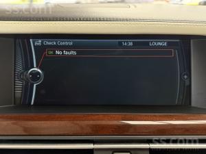 Melns BMW 740 2011 Rīga, ar dzinēja tilpumu 3.00 L un nobraukumu 281 tūkst. km par 14000 €, foto 30 vietnē AUTOMOTO.COM.LV