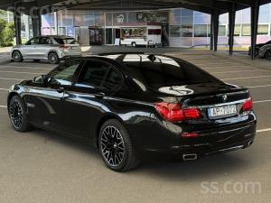 Melns BMW 740 2011 Rīga, ar dzinēja tilpumu 3.00 L un nobraukumu 281 tūkst. km par 14000 €, foto 6 vietnē AUTOMOTO.COM.LV
