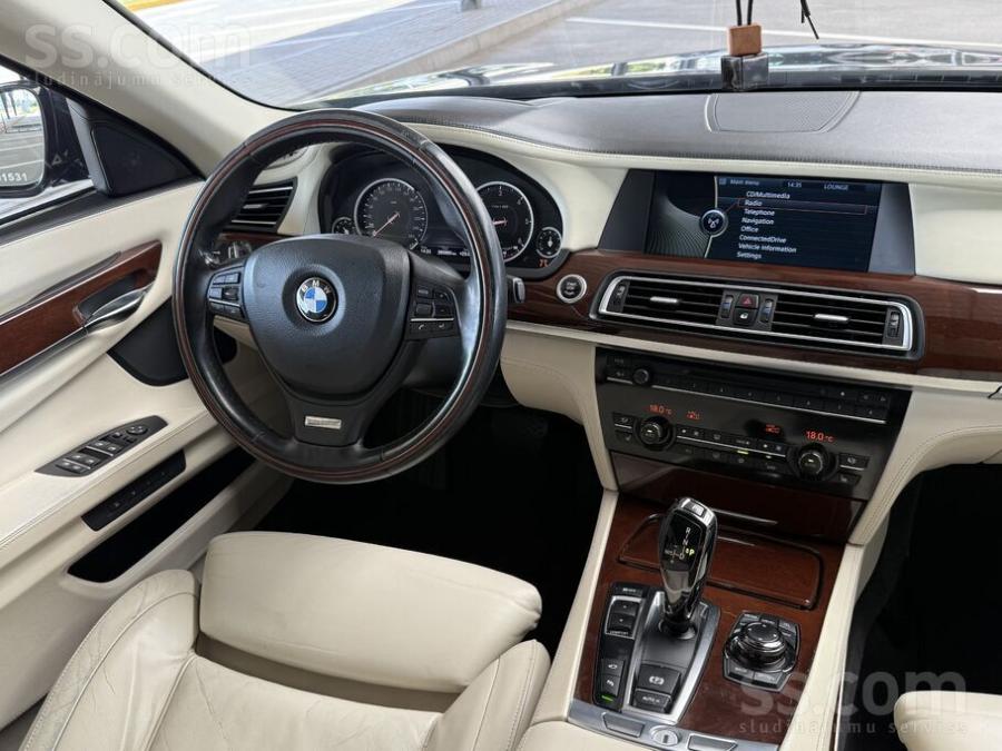 Melns BMW 740 2011 Rīga, ar dzinēja tilpumu 3.00 L un nobraukumu 281 tūkst. km par 14000 €, foto 14 vietnē AUTOMOTO.COM.LV
