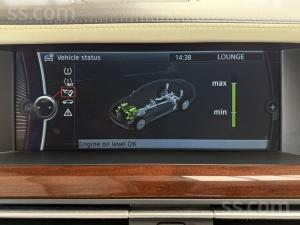 Melns BMW 740 2011 Rīga, ar dzinēja tilpumu 3.00 L un nobraukumu 281 tūkst. km par 14000 €, foto 32 vietnē AUTOMOTO.COM.LV