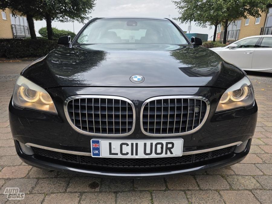 Melns BMW 740 2011 Kauņa, ar dzinēja tilpumu 3.00 L un nobraukumu 308 tūkst. km par 5690 €, foto 3 vietnē AUTOMOTO.COM.LV