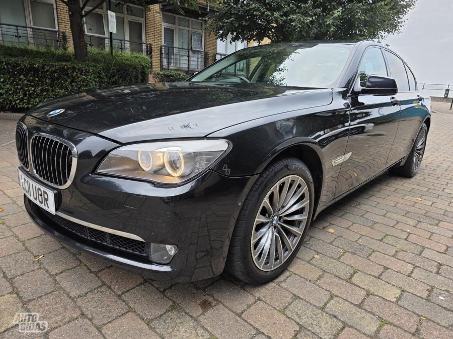 Melns BMW 740 2011 Kauņa, ar dzinēja tilpumu 3.00 L un nobraukumu 308 tūkst. km par 5690 €, foto 4 vietnē AUTOMOTO.COM.LV