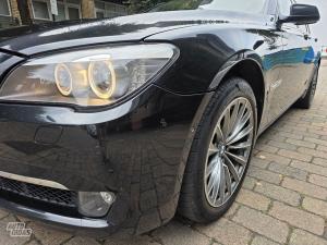 Melns BMW 740 2011 Kauņa, ar dzinēja tilpumu 3.00 L un nobraukumu 308 tūkst. km par 5690 €, foto 15 vietnē AUTOMOTO.COM.LV