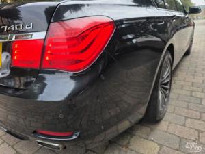 Melns BMW 740 2011 Kauņa, ar dzinēja tilpumu 3.00 L un nobraukumu 308 tūkst. km par 5690 €, foto 17 vietnē AUTOMOTO.COM.LV