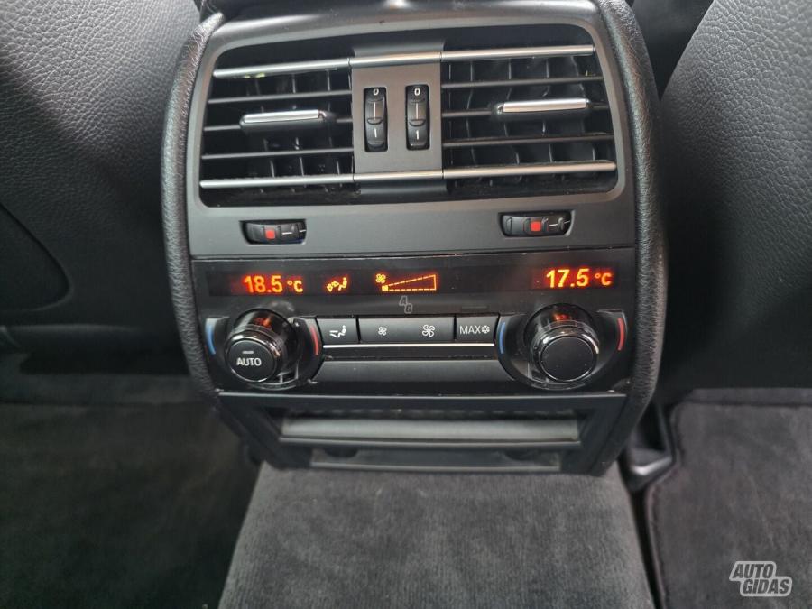 Melns BMW 740 2011 Kauņa, ar dzinēja tilpumu 3.00 L un nobraukumu 308 tūkst. km par 5690 €, foto 23 vietnē AUTOMOTO.COM.LV
