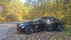 Melns BMW 740 2012 Akmenė, ar dzinēja tilpumu 3.00 L un nobraukumu 285 tūkst. km par 10000 €, foto 12 vietnē AUTOMOTO.COM.LV