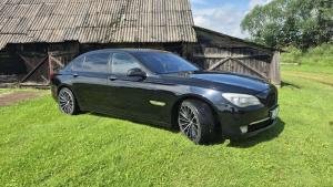 Melns BMW 740 2012 Akmenė, ar dzinēja tilpumu 3.00 L un nobraukumu 285 tūkst. km par 10000 €, foto 17 vietnē AUTOMOTO.COM.LV