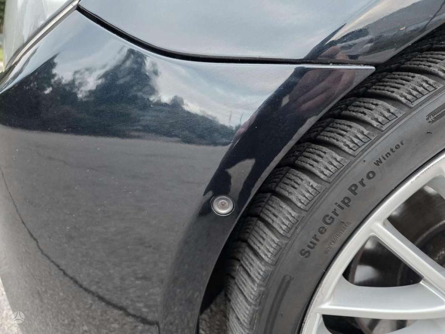 Melns BMW 740 2012 Viļņa, ar dzinēja tilpumu 3.00 L un nobraukumu 302 tūkst. km par 8800 €, foto 11 vietnē AUTOMOTO.COM.LV