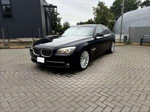 Melns BMW 740 2012 Vilkaviškis, ar dzinēja tilpumu 2.99 L un nobraukumu 273 tūkst. km par 13998 €, foto  vietnē AUTOMOTO.COM.LV