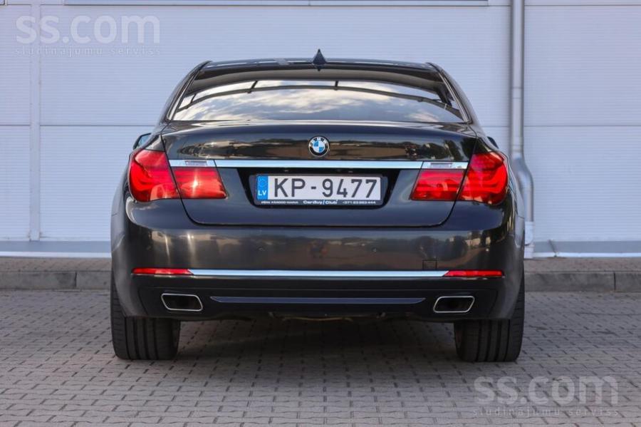 Melns BMW 740 2012 Rīga, ar dzinēja tilpumu 3.00 L un nobraukumu 262 tūkst. km par 12995 €, foto 6 vietnē AUTOMOTO.COM.LV