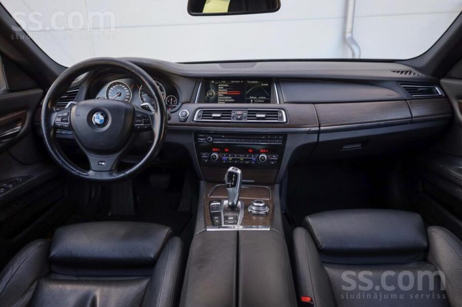 Melns BMW 740 2012 Rīga, ar dzinēja tilpumu 3.00 L un nobraukumu 262 tūkst. km par 12995 €, foto 8 vietnē AUTOMOTO.COM.LV
