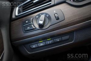 Melns BMW 740 2012 Rīga, ar dzinēja tilpumu 3.00 L un nobraukumu 262 tūkst. km par 12995 €, foto 11 vietnē AUTOMOTO.COM.LV