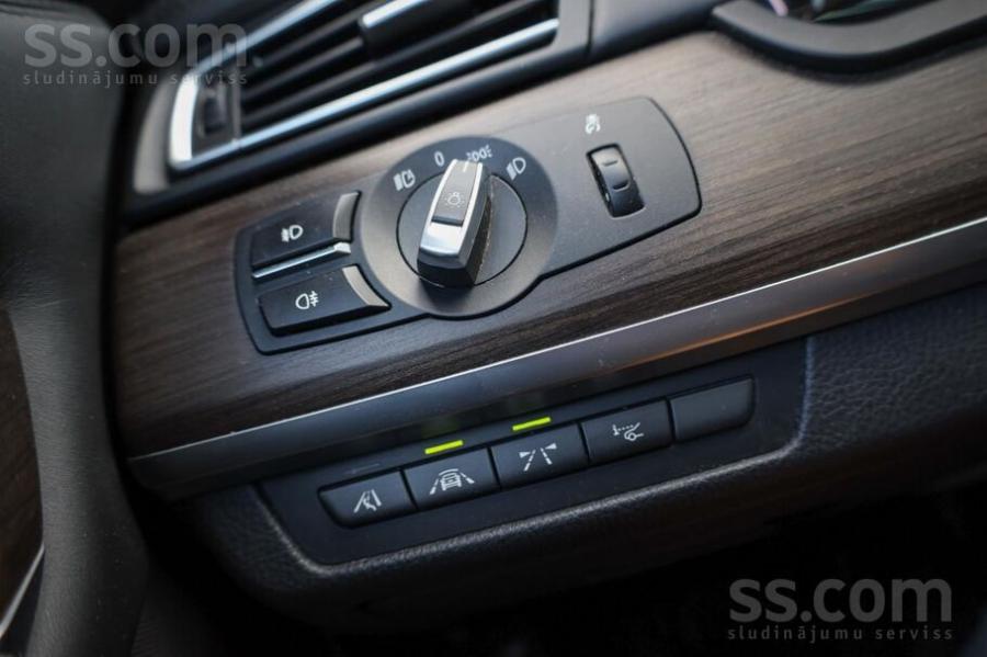 Melns BMW 740 2012 Rīga, ar dzinēja tilpumu 3.00 L un nobraukumu 262 tūkst. km par 12995 €, foto 11 vietnē AUTOMOTO.COM.LV